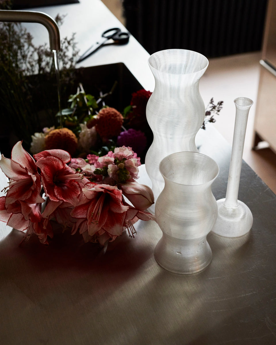 91-92 Plastic Surgery 02 Vase – Studio Yono
